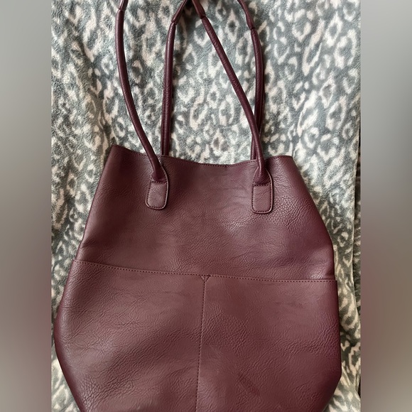 Joy Susan | Bags | Joy Susan Hobo Bucket Bag Plum | Poshmark